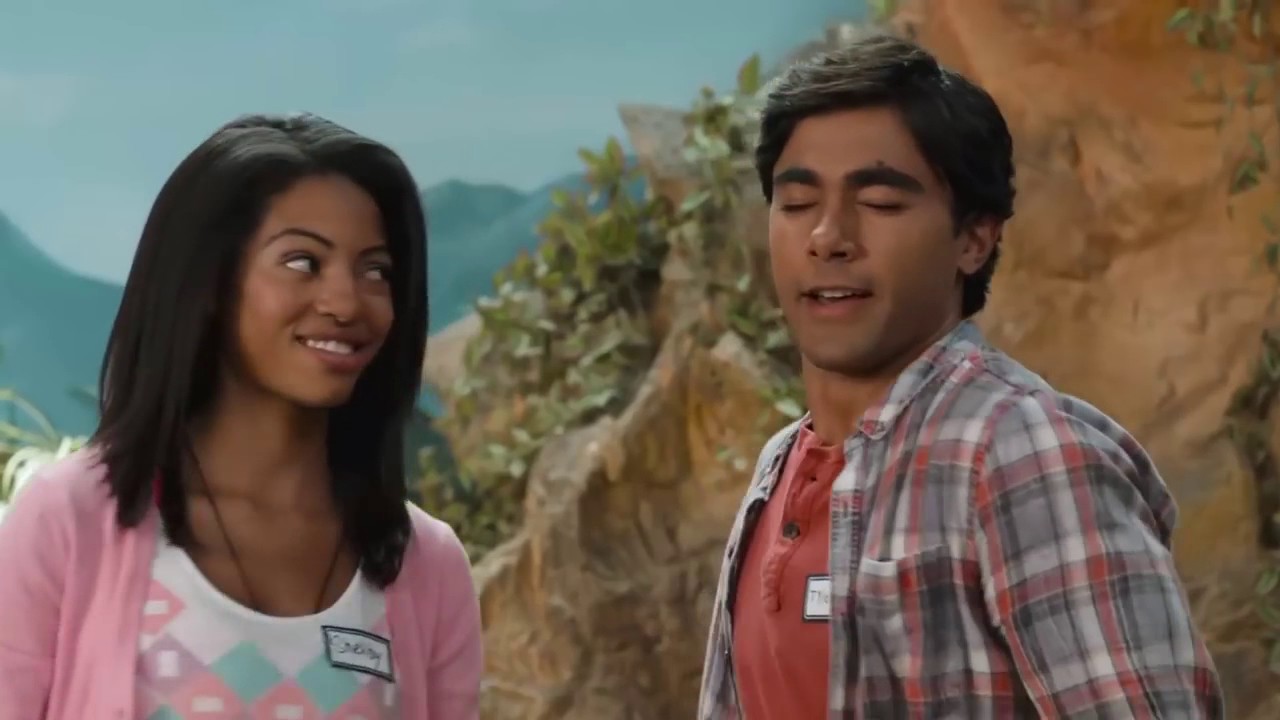 Power Ranger Super Dino Charge Shelby y Tyler Cantan y Bailan en la ...