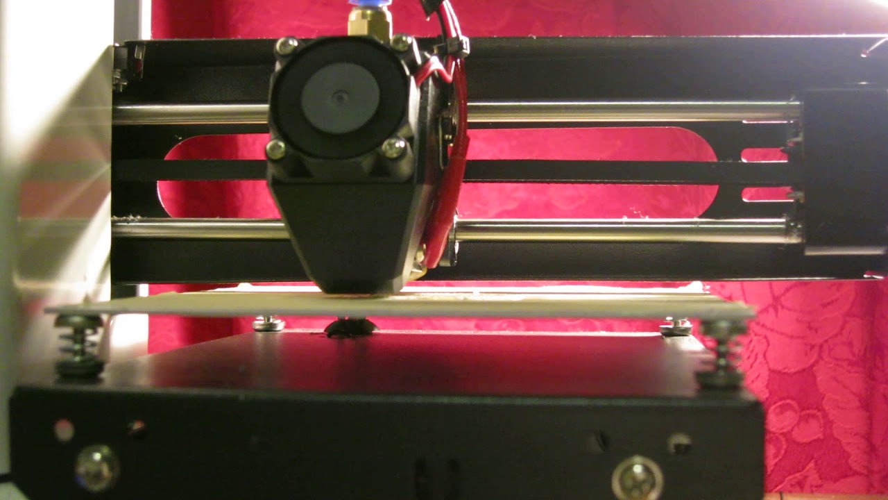 Monoprice Select Mini V2 in action - YouTube