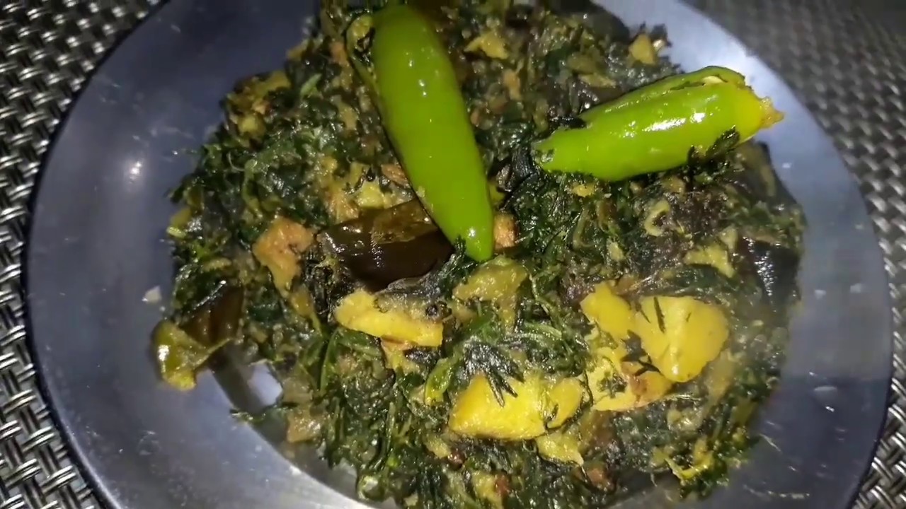Cholar shak vaja- begun bori diye || Chana saag -curry || healthy chana ...