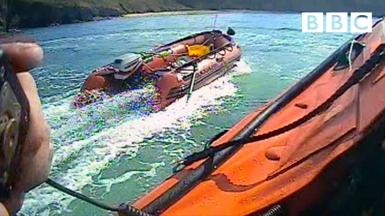 The shocking high-speed rescue of a runaway speed boat! | Saving Lives ...