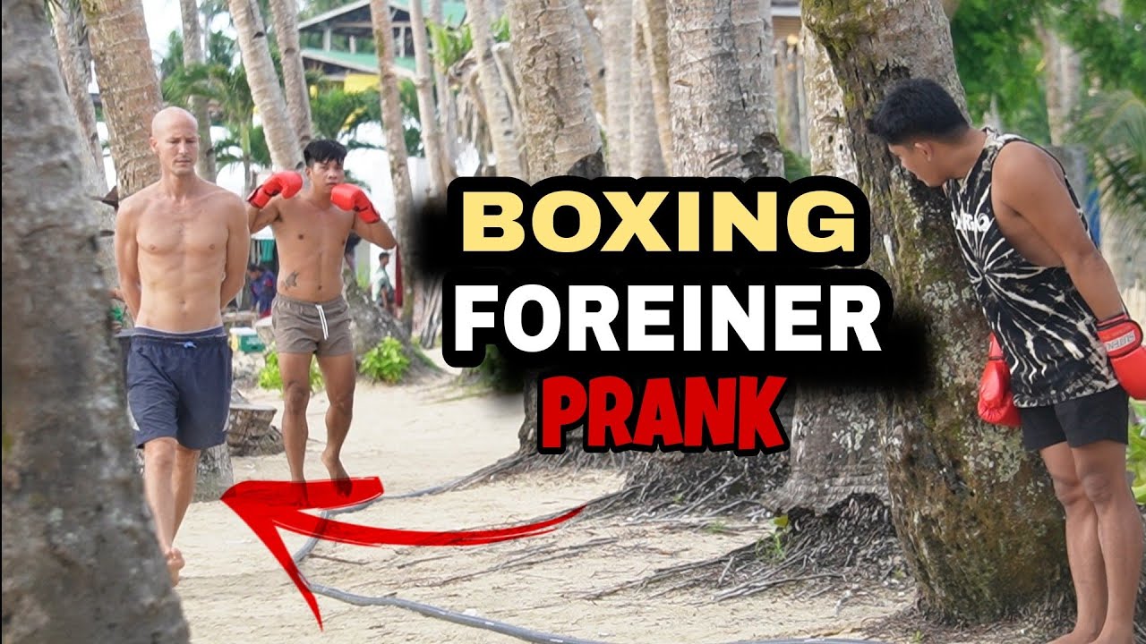 BOXING FOREIGNER STRANGERS "PUBLIC PRANK" | Siargao Island - YouTube