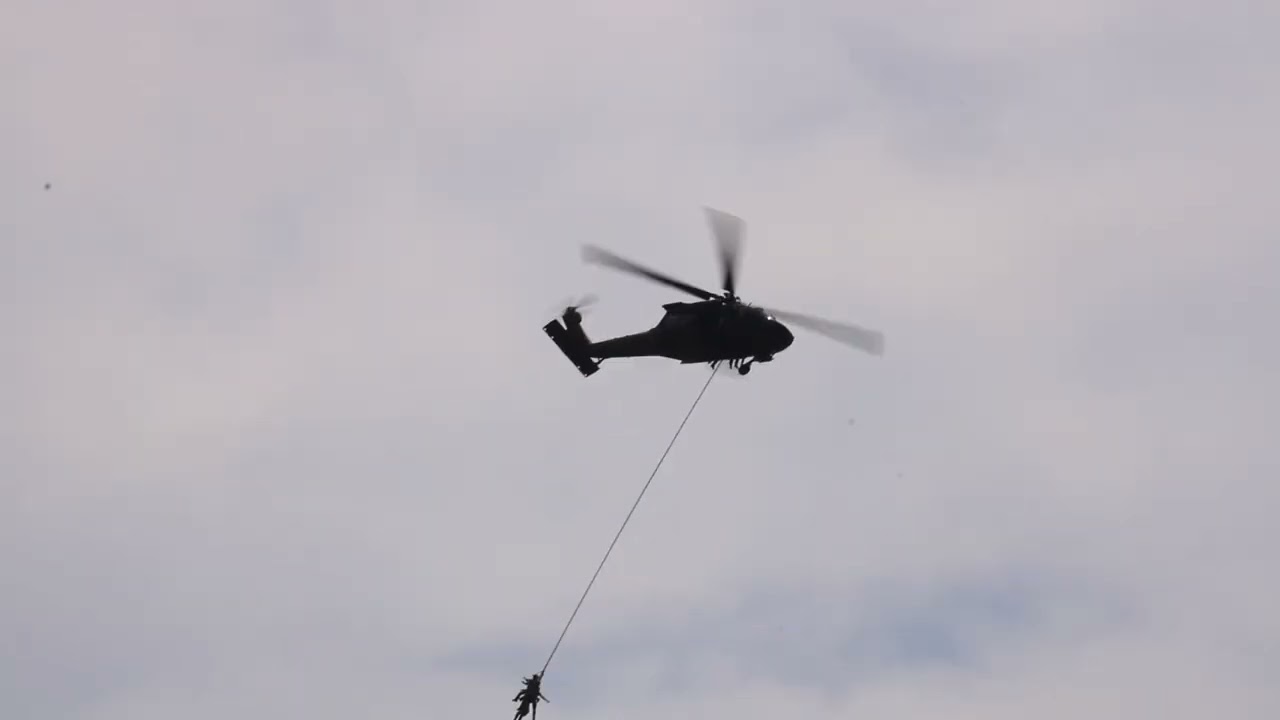 US Army UH-60M Blackhawk SPIES/FRIES Demonstration 2022 Atlantic City ...