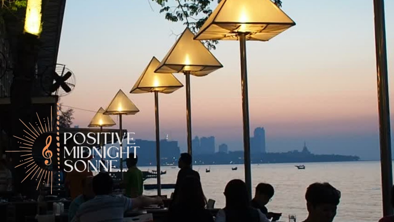 A RELAXING dinner, with an incredible VIEW, music and good company ...