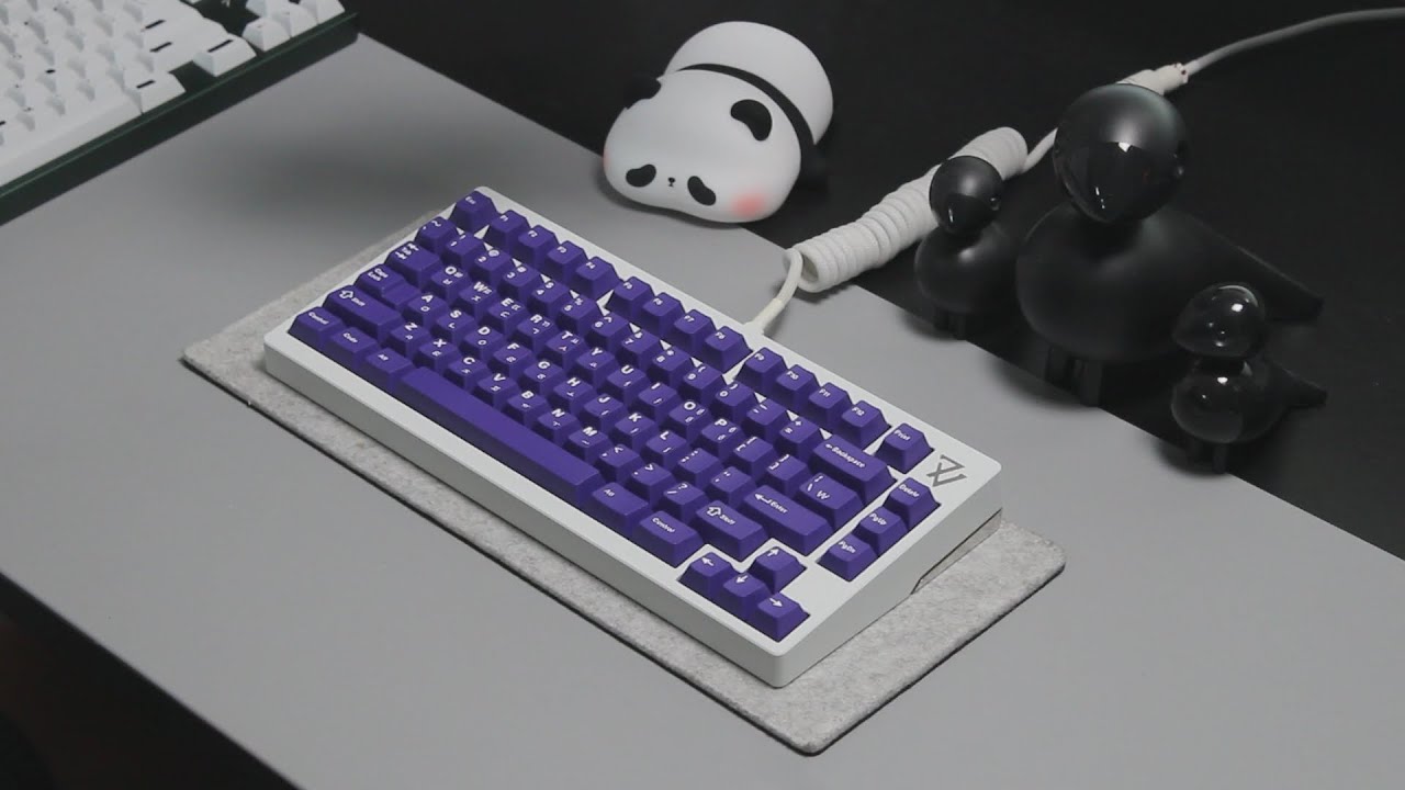 A True Hall of Fame Keyboard | 7v by Gok - YouTube