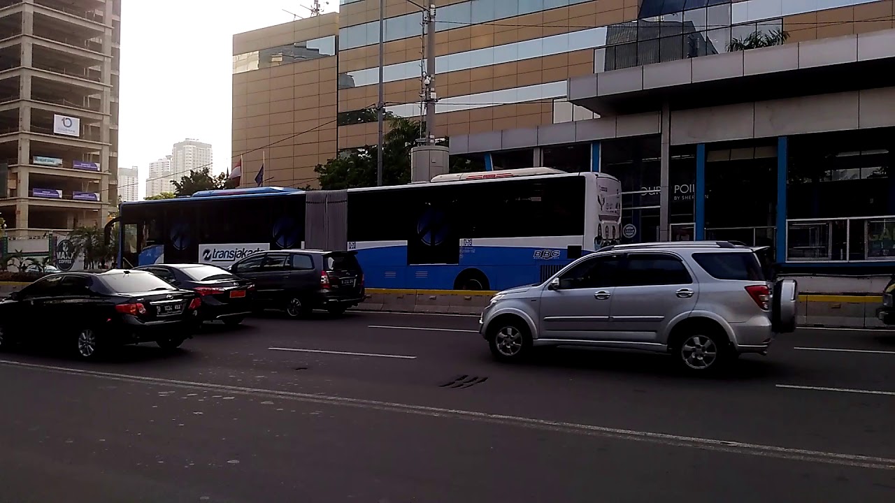 Jakarta Pusat Sekitaran Jalan Thamrin-Sudirman-Bundaran HI '' Halte ...
