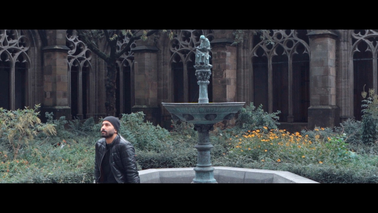 Μάριος Χριστονάκης - 8η Μέρα (Official Music Video) - YouTube
