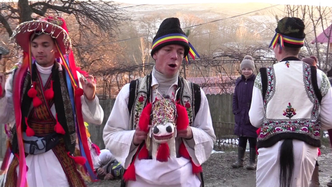 Caiutii din Heresti 2016/2017 - YouTube