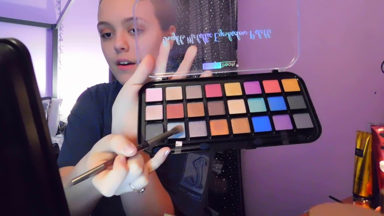 Eyeshadow and Makeup tutorial Part 2 - YouTube