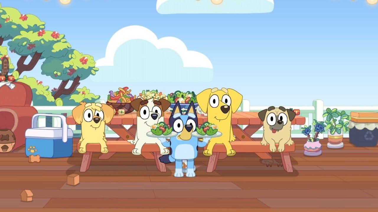 Bluey: Christmas Deck Party 02 - YouTube