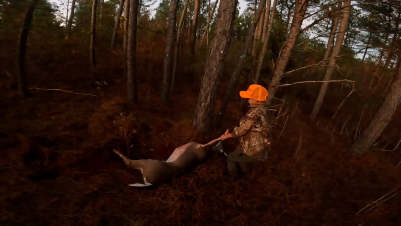 Hunter’s First Deer Of The Season - YouTube