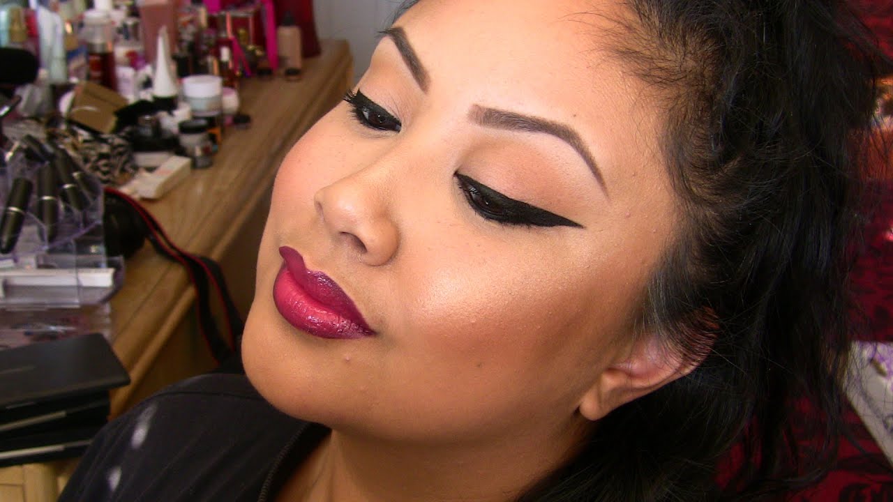 GRWM :: Graphic Liner x Viva Glam MILEY! - YouTube