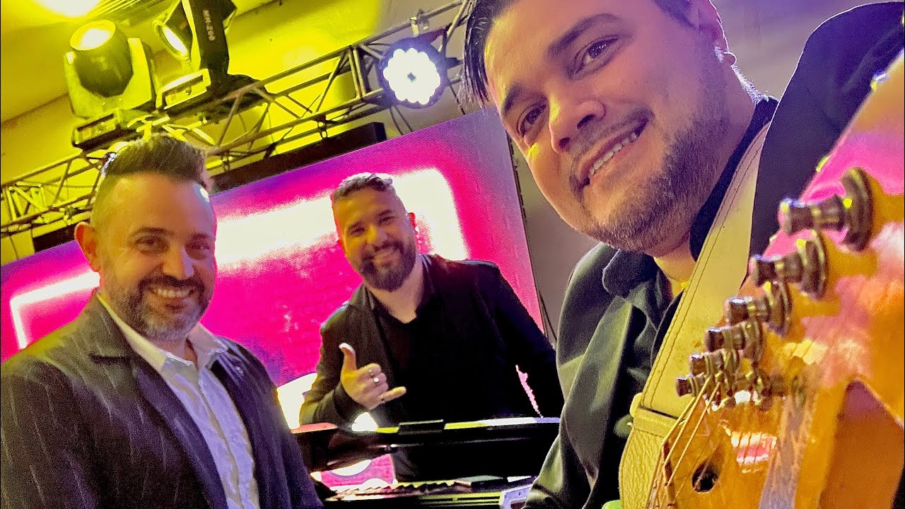 Baladas Romanticas anos 70 - Banda Vip Show - YouTube