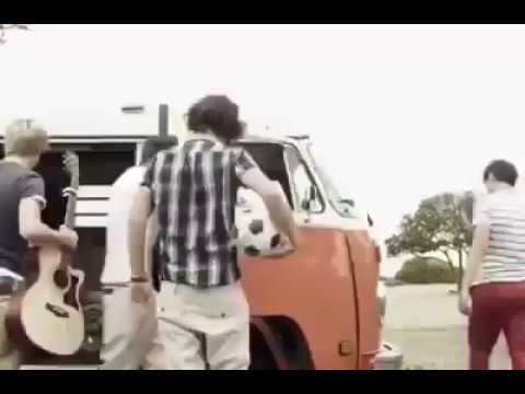 You are insecure - One direction - YouTube