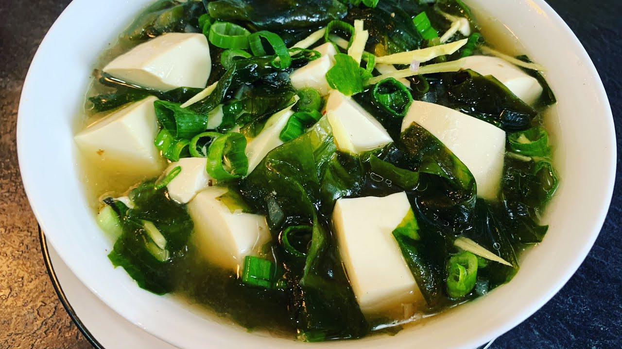 How To Make Miso Soup /Cách Nấu Canh Rong Biển Với Tàu Hũ Non - YouTube