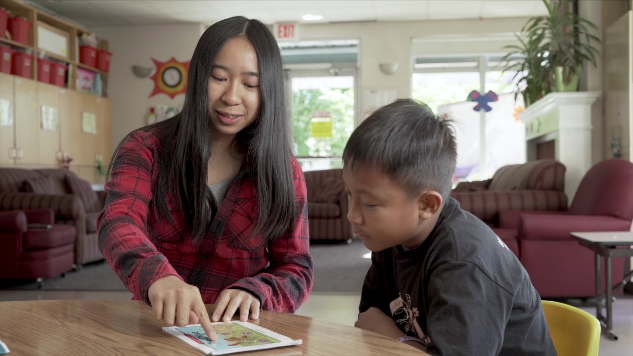 What to do before reading a book - YouTube