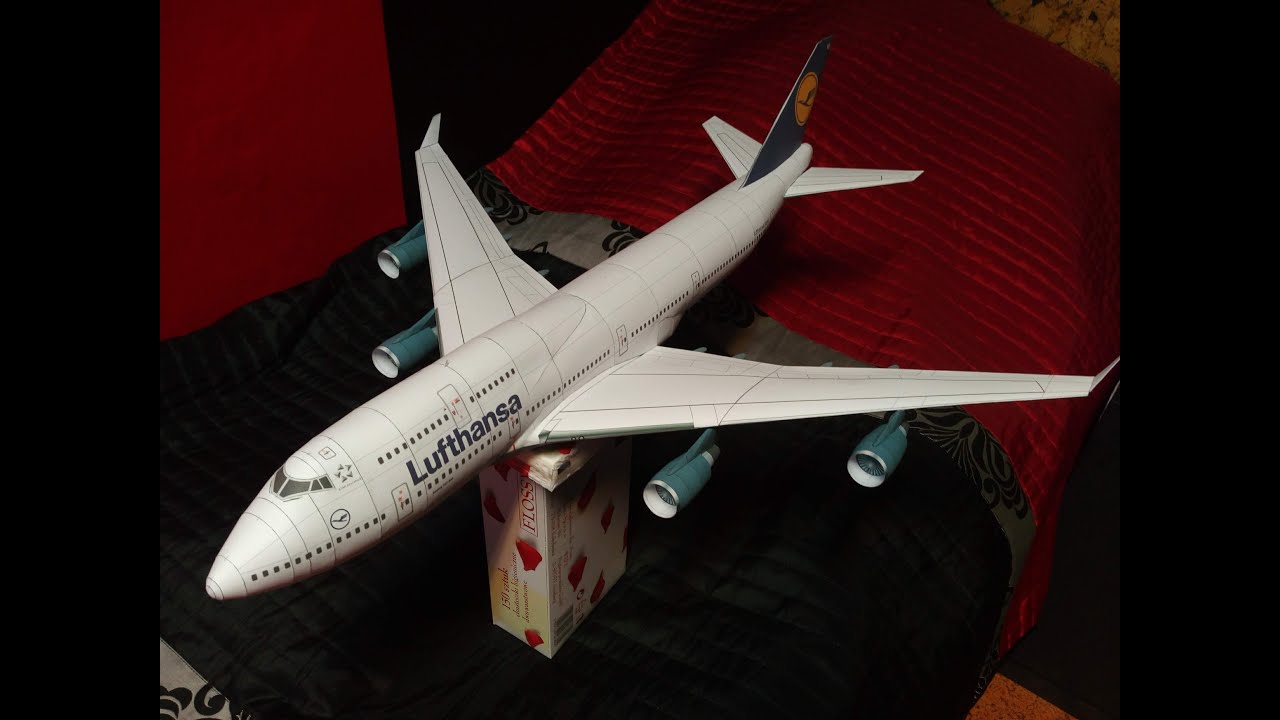 Paper model: Boeing 747-400 Lufthansa - YouTube