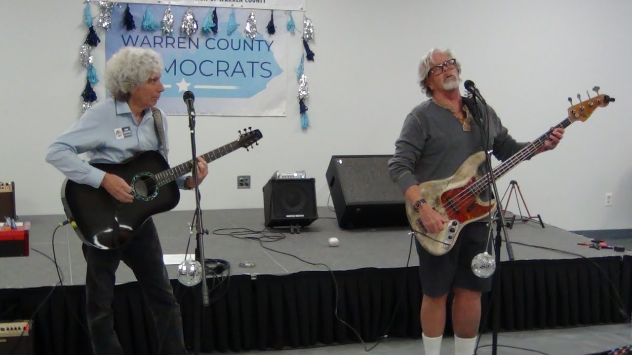 "Dark As A Dungeon" - John Cowan with Hank Linderman at Warren County ...