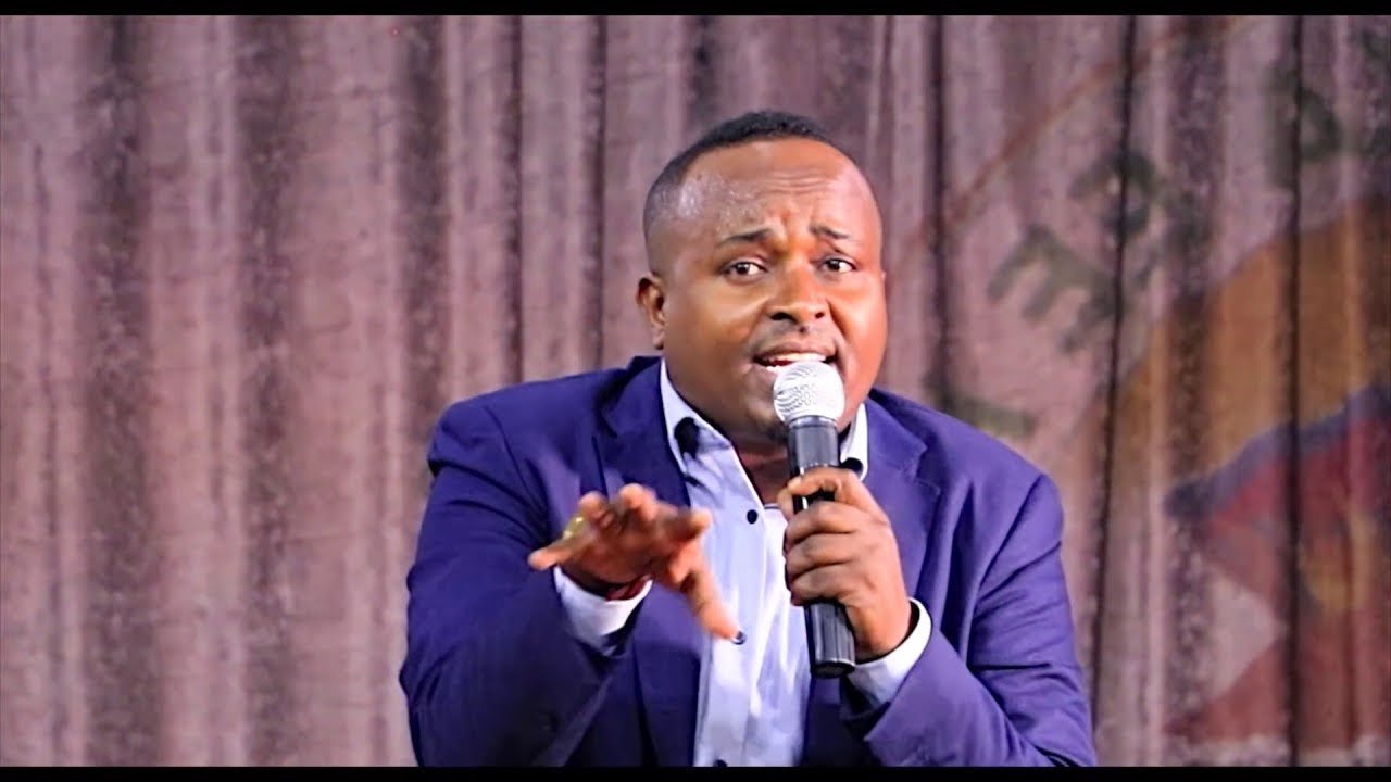 Mohamed Bk Heestii Hargeysa Lyrics - YouTube