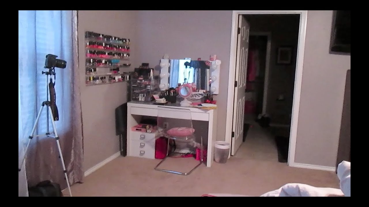 At Home Vlog 8/28/14: New Nursing Job, Makeup De-Clutter & Silly Baby ...