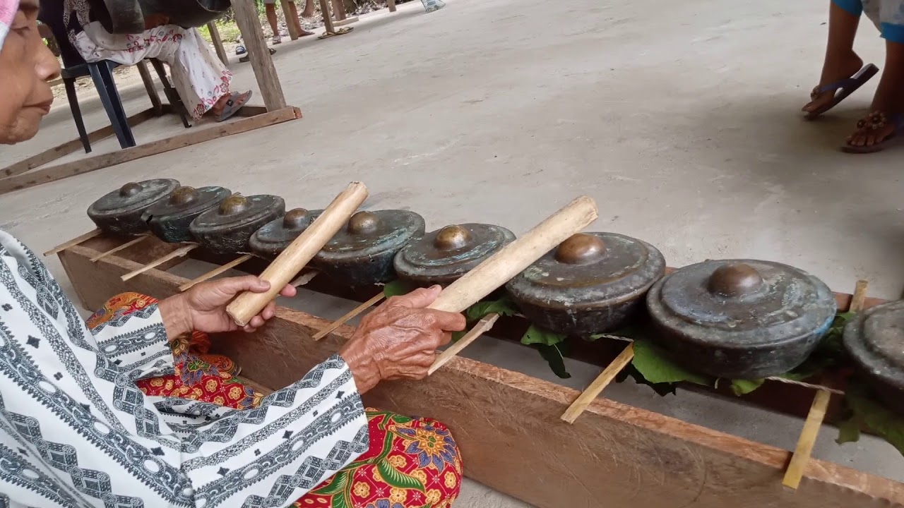 Belajar kulintangan - YouTube