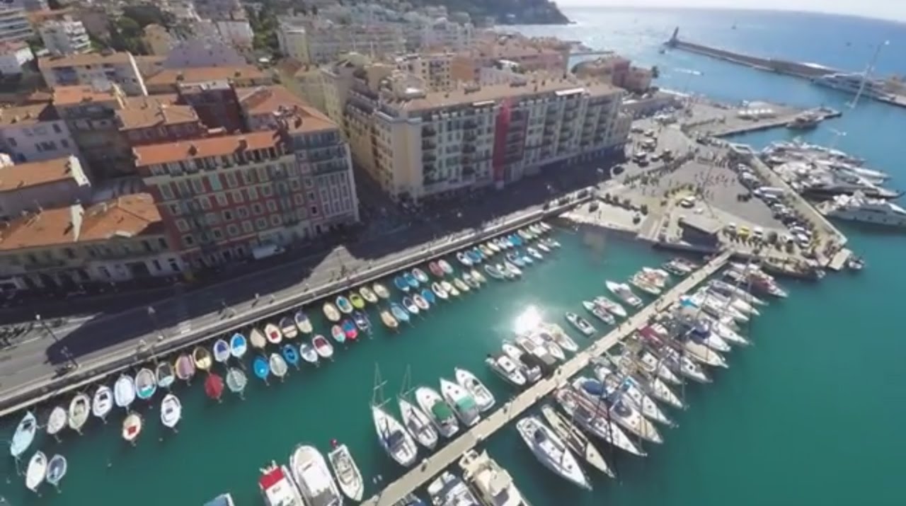 Plongez au coeur de l'histoire du port de Nice - YouTube