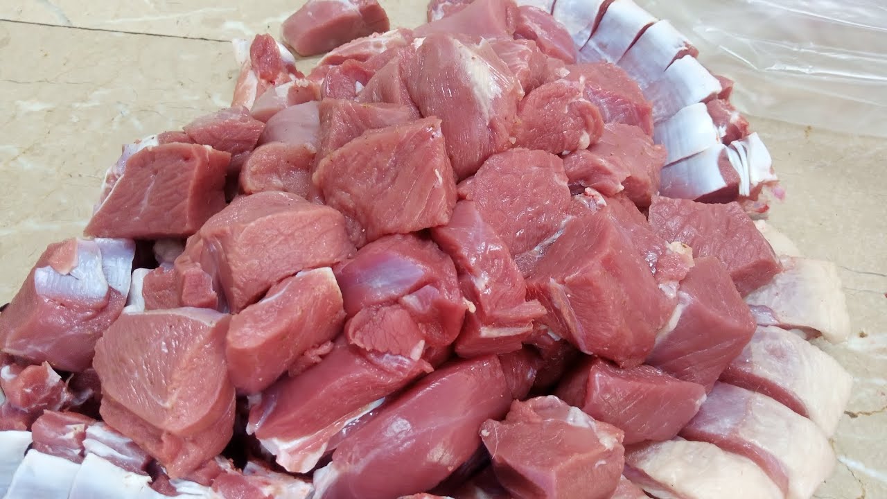 professional butcher cutting skills super healthy quality Goat meat ...