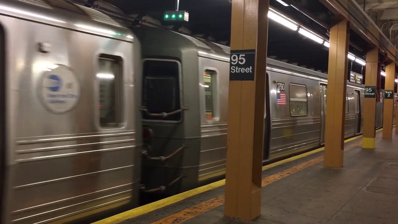 RARE - R68 W train departing Bay Ridge 95th Street - YouTube