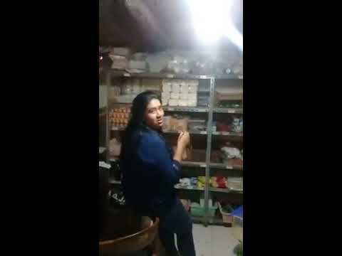 Tante semok joget nggak pake daleman