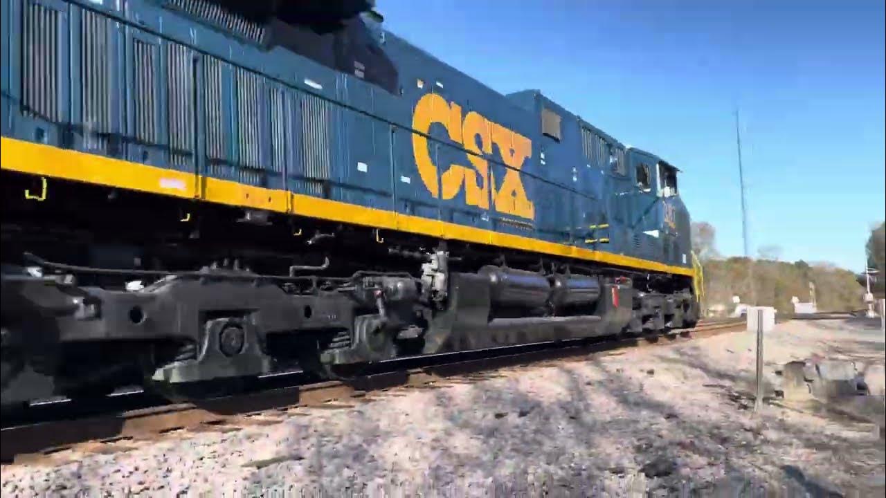 csx m410 in selma 12/8/24 - YouTube