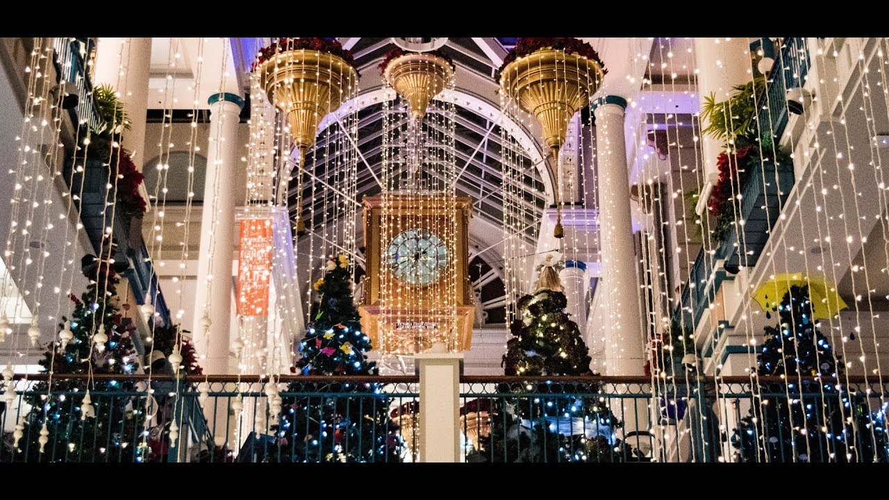 The Bay Centre, Victoria's Most Beautiful Mall At Christmas Time - YouTube