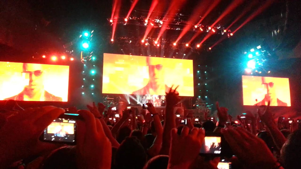 Jennifer Lopez-On the floor-Live at Lisbon HD - YouTube