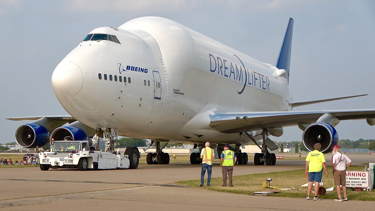 Boeing 747 Dreamlifter Arrives At Oshkosh EAA Airventure Oshkosh 2023