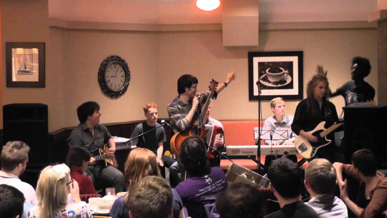 Lewis Davie - Two Left Feet (Live at 'Limerence' EP Launch) - YouTube