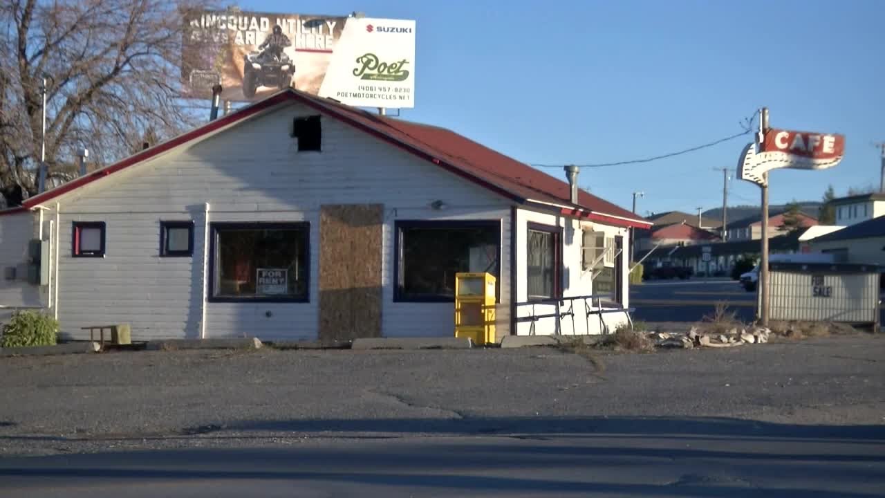 Red Roof Cafe severely damaged after fire - YouTube