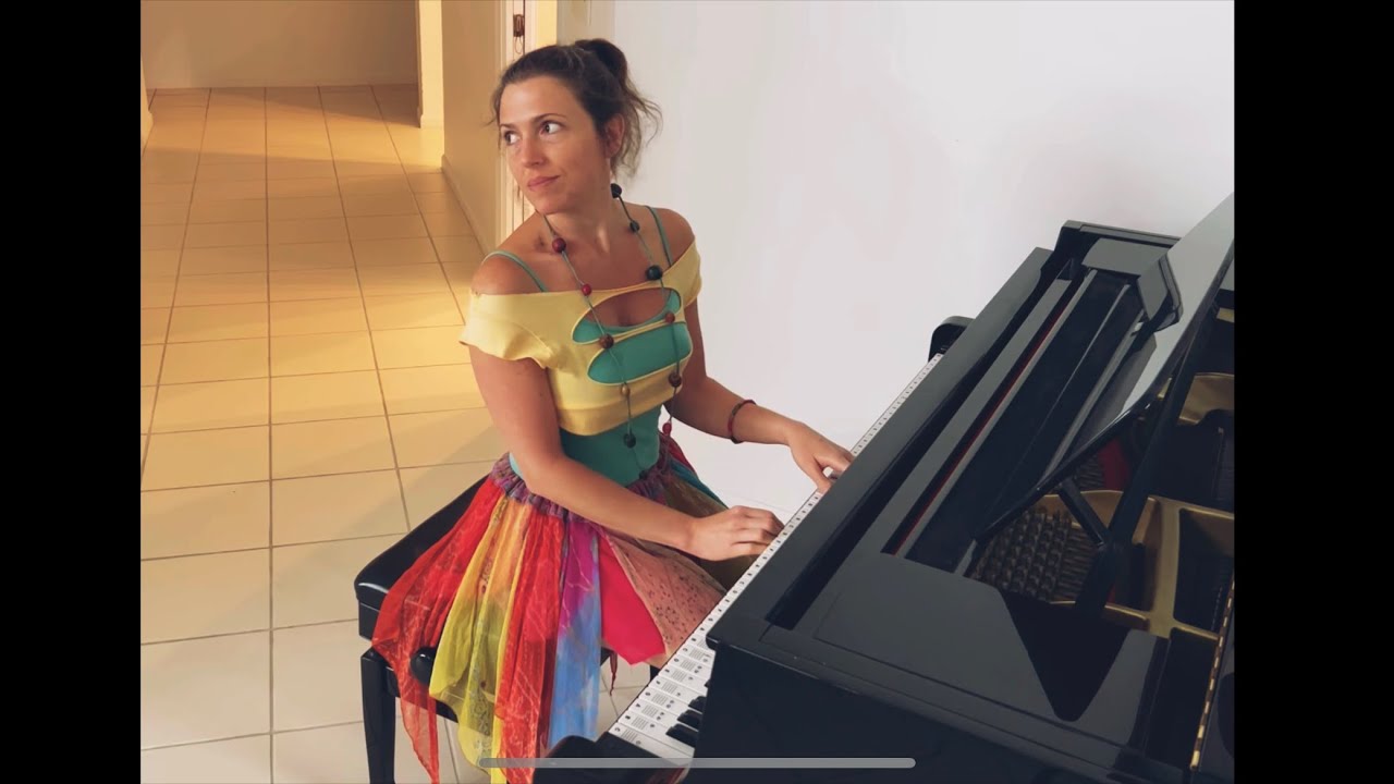 🎵 ⭐️ “Try Everything” at the Piano 🎹 🎶 |Laura Michael Music ⭐️ ️ - YouTube