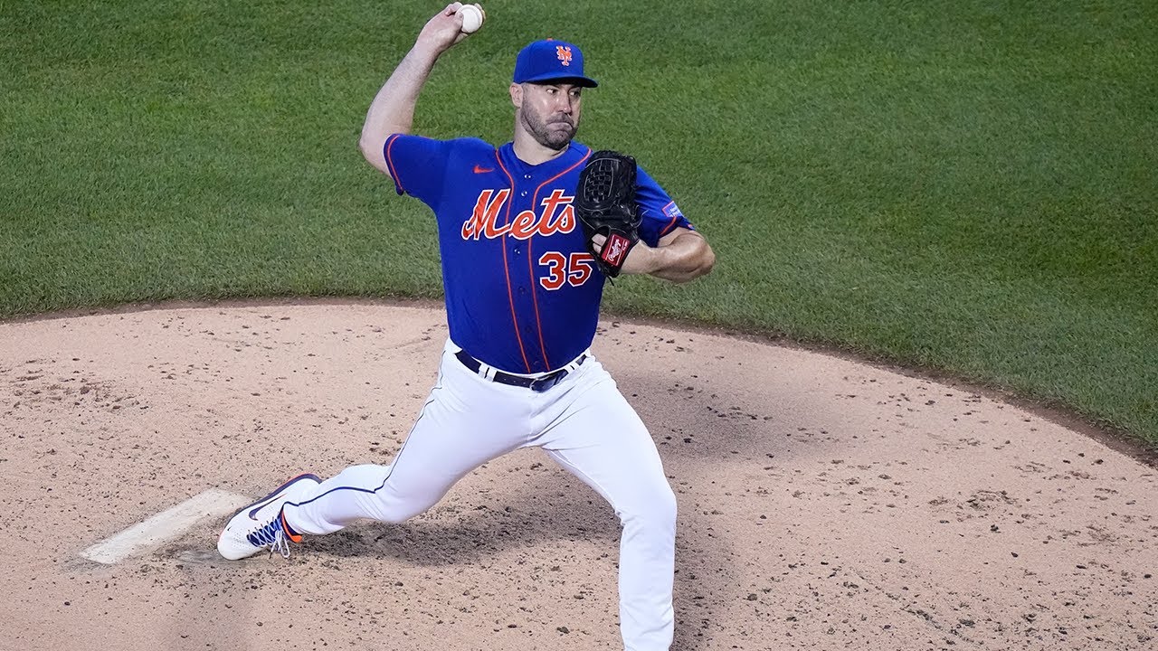 Justin Verlander Throws Eight Dominant Innings - YouTube