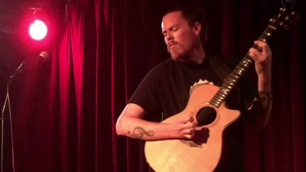 Adrian Bellue - "Return To Dawn" live - YouTube