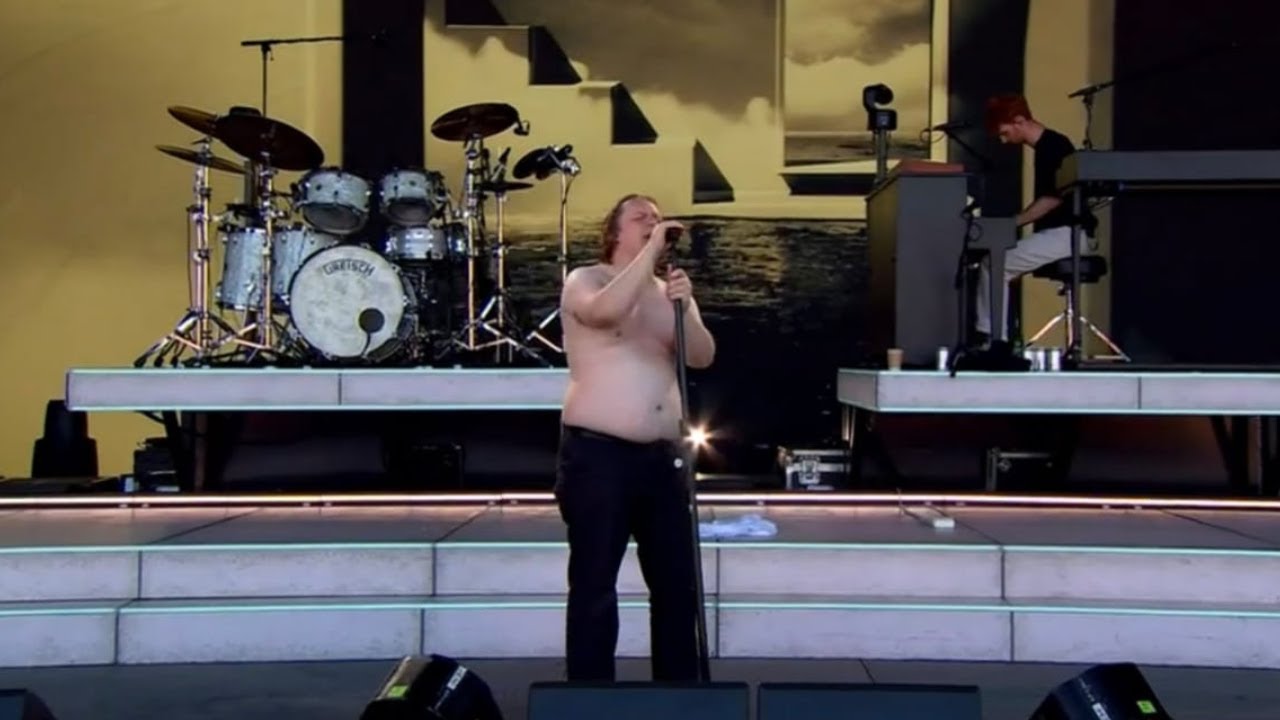 Lewis Capaldi Performance at Glastonbury Festival 2023, Lewis Capaldi ...