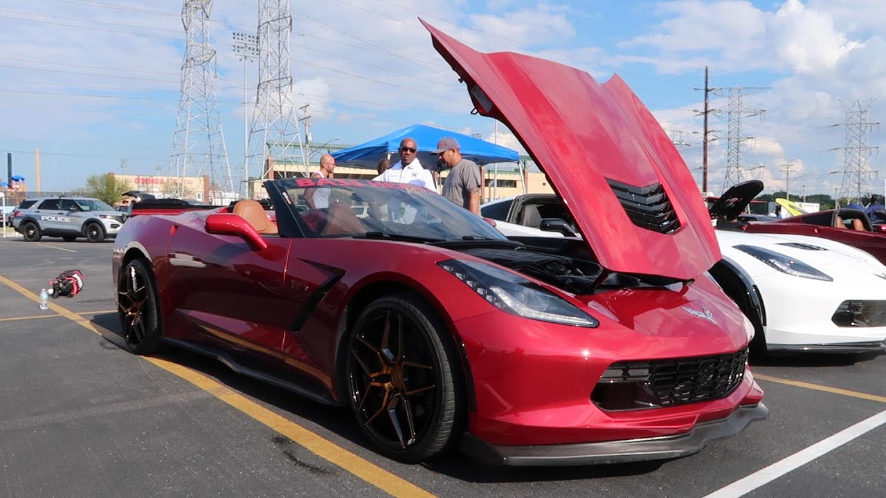Corvette With A Fish Tank In It Goes Viral! - YouTube