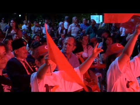 Şerif Saka - Göklerde Ülküm Ne Mutlu Türküm (Konser) 