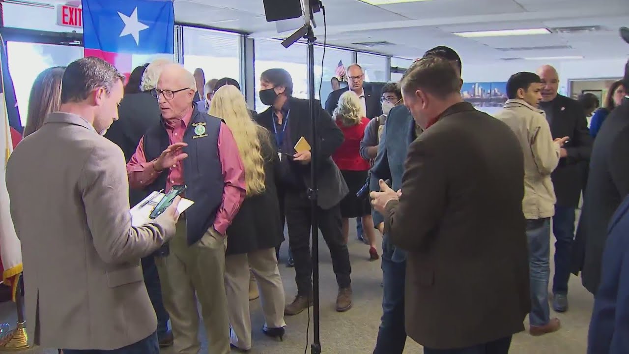 Republicans Hoping To Turn Dallas County 'Red' - YouTube