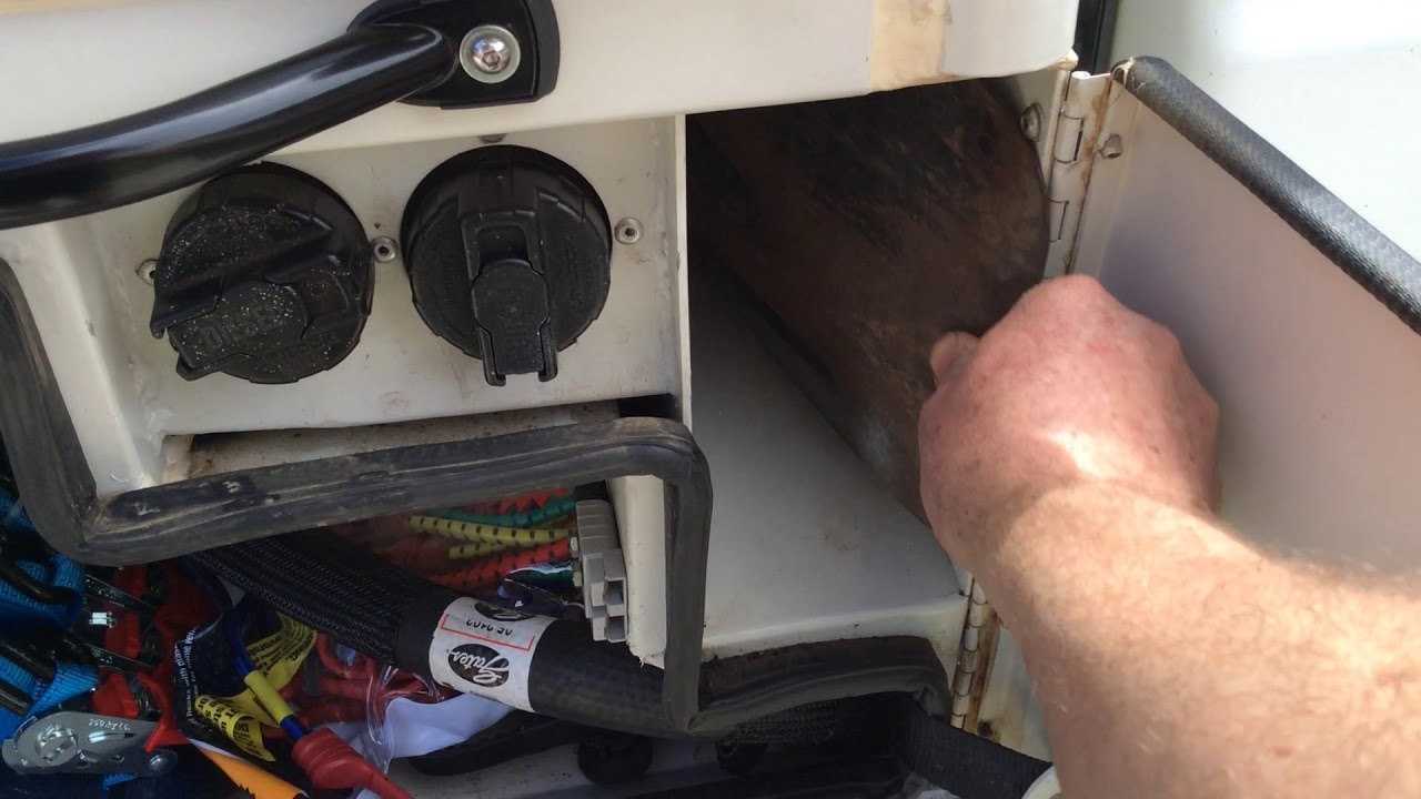 The Best Nissan Patrol GU Utility Ute Tray and barwork - YouTube