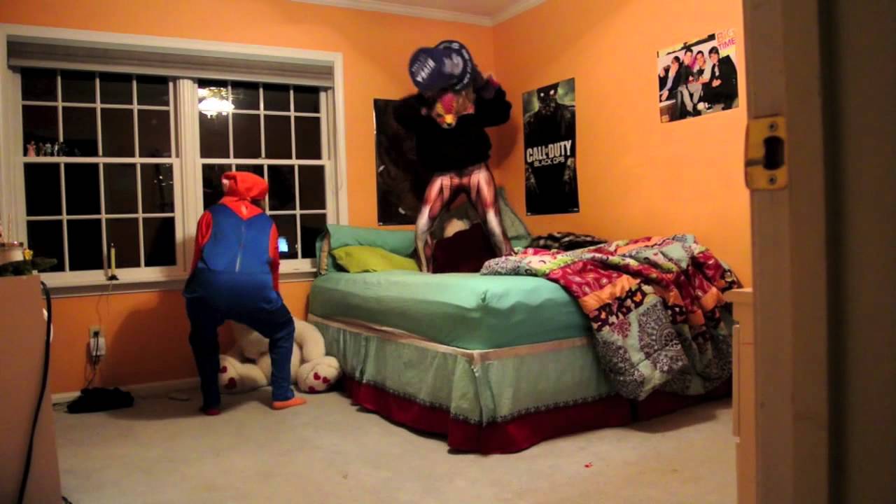 Harlem Shake (Broken bed edition) - YouTube