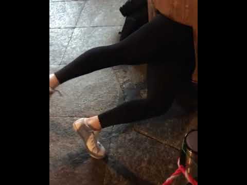 Thick girl gets stuck in the Todai-ji Temple Shrine