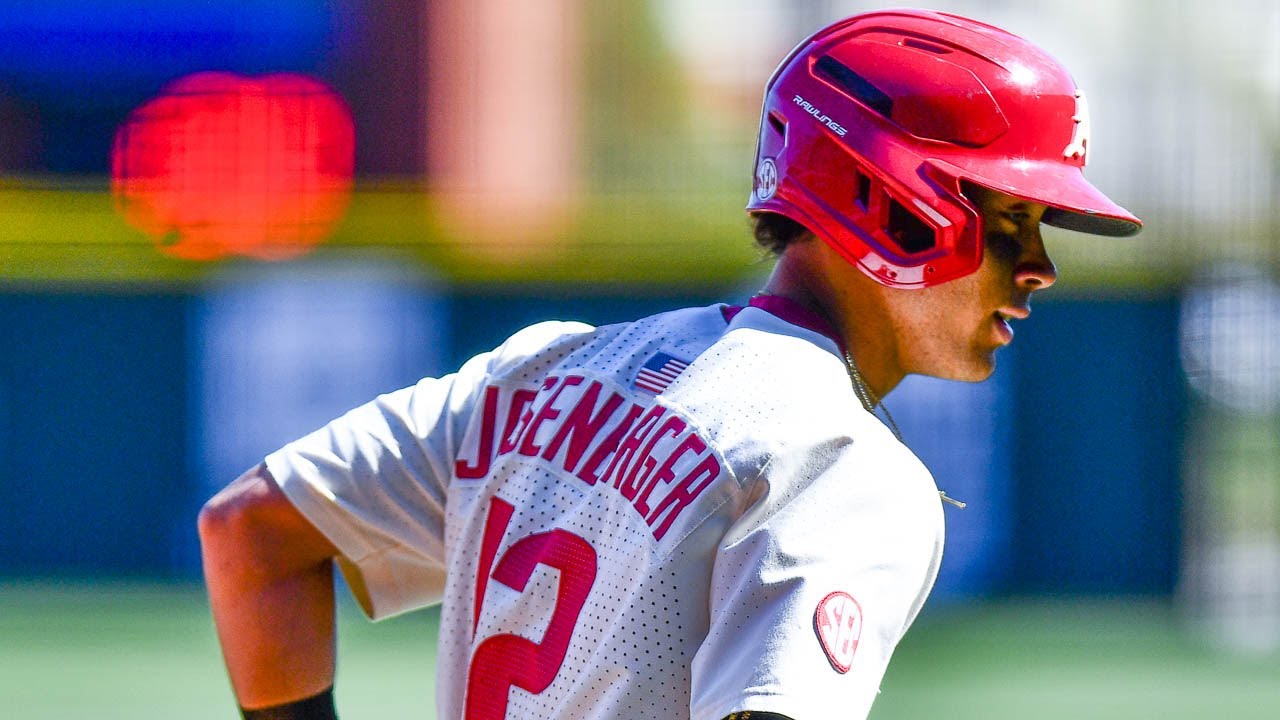 Who former pitcher Scott Tabor things Razorbacks need back on field ...