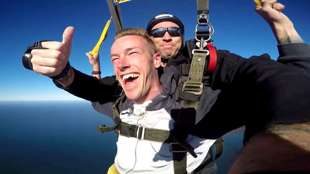 Cody Flemming at Coastal Skydive - YouTube