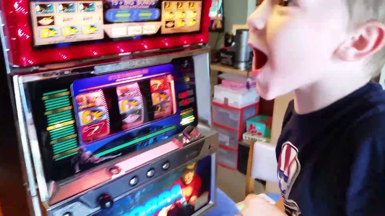 Olympia Evolutional Model SPACE ADVENTURE COBRA Pachislo Slot Machine ...