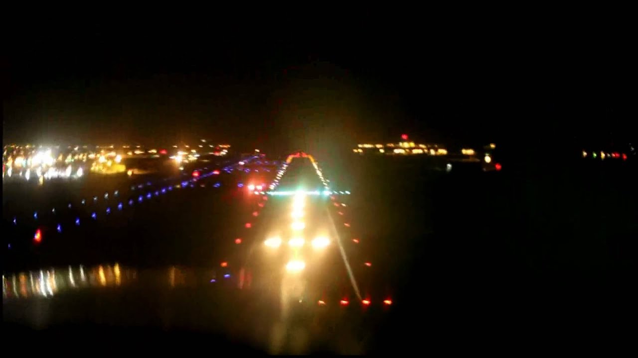 Night Landing at Oxnard Airport - YouTube