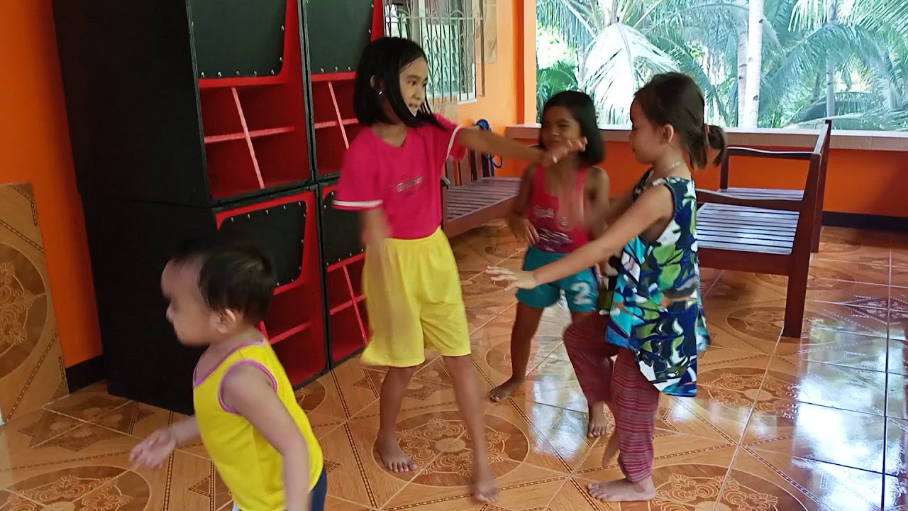 #THE KULIKOT DANCERS... - YouTube