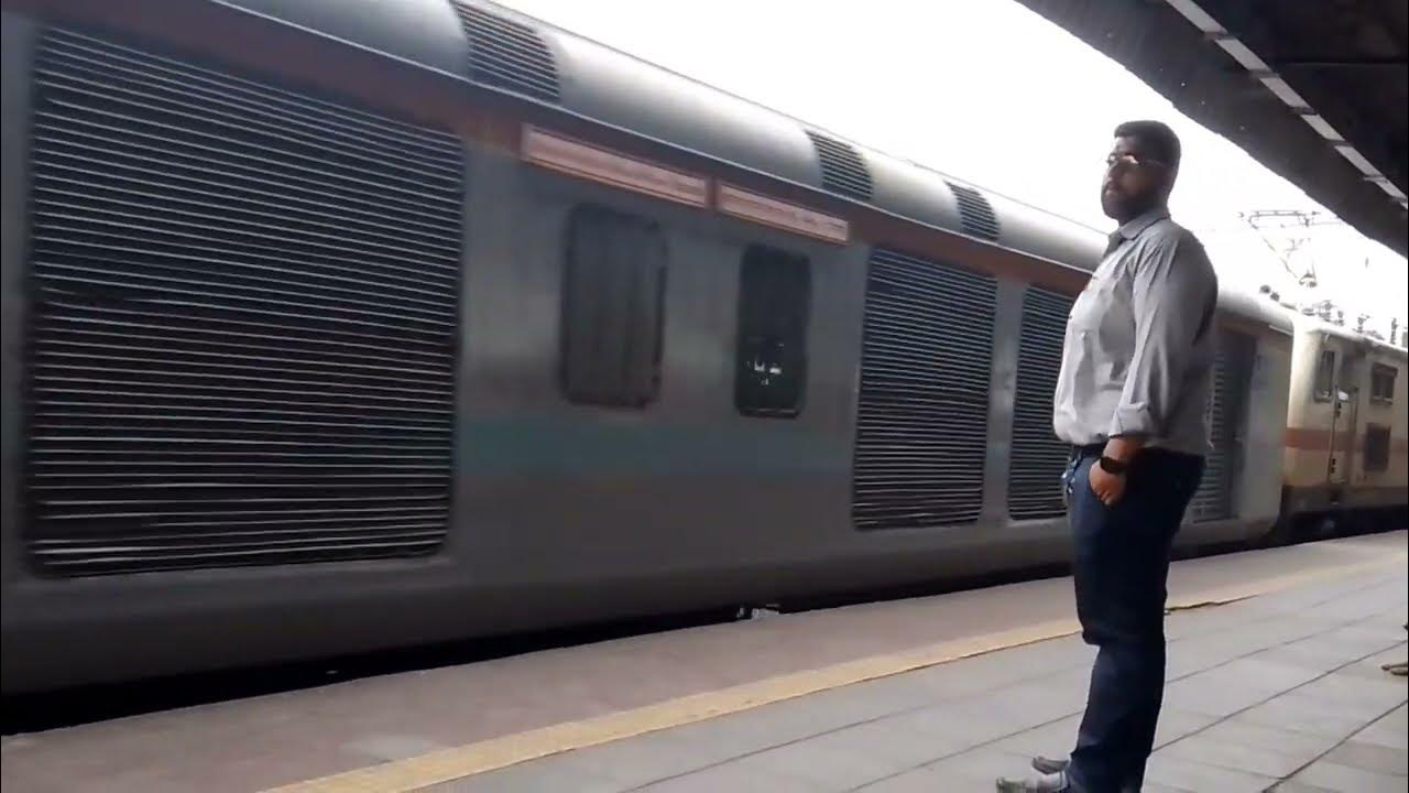 22221/22 CSMT MUMBAI - HAZRAT NIZAMUDDIN RAJDHANI EXPRESS 🔥 PUSH-PULL RAJDHANI EXPRESS - YouTube